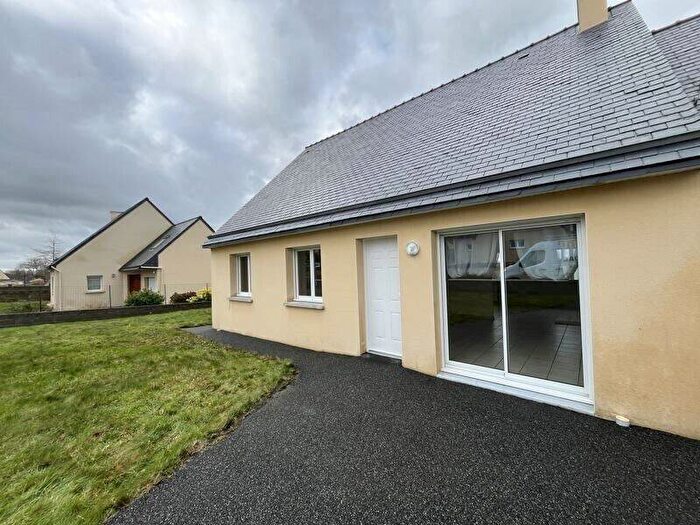 Maison à louer - Châteauneuf-du-Faou - 4 pièces - 3 chambres