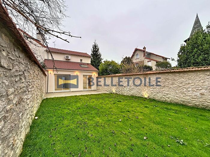 Maison à louer - Saint-Maur-des-Fossés, Adamville - 4 pièces - 3 chambres