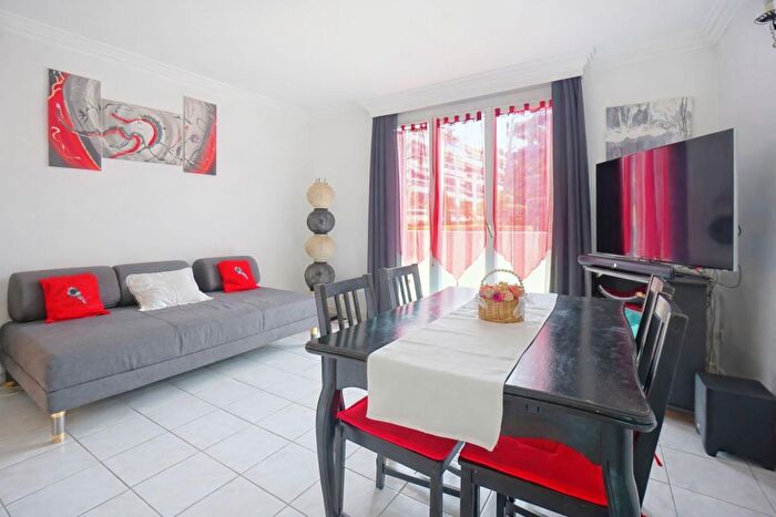 Appartement à vendre - Cannes, Prado, République - 4 pièces - 3 chambres