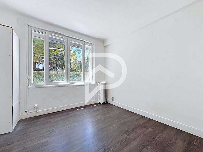 Appartement 3 pièces à Issy-les-Moulineaux, Centre-ville, Corentin Celton, Les Varennes, à vendre