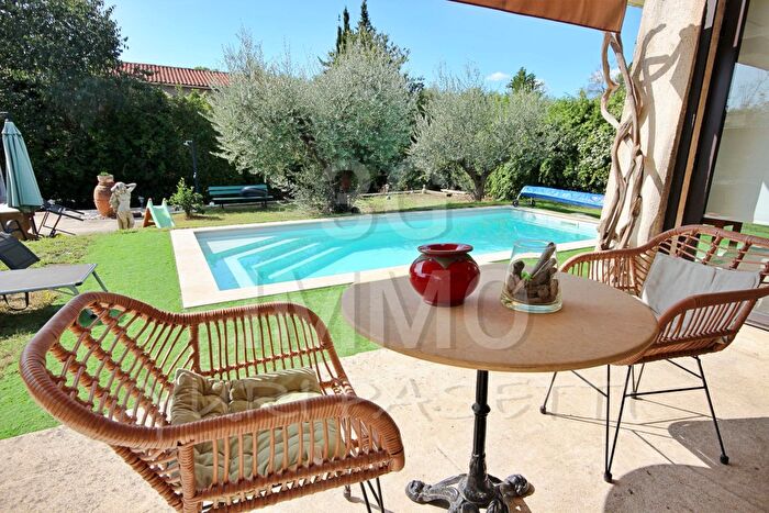 Maison à vendre - Mougins, Saint-Martin, Jylloue - 5 pièces - 3 chambres