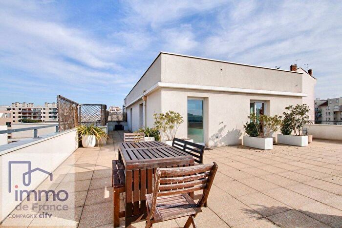 Appartement à louer - Lyon e , Villette, Paul Bert - 2 pièces - 1 chambre