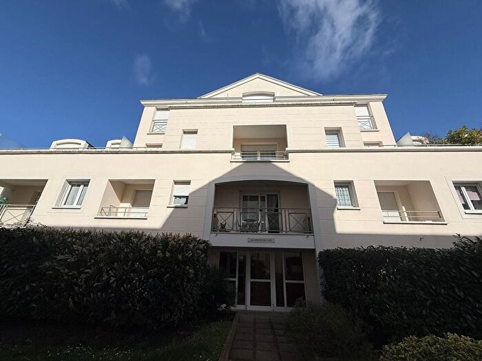 Appartement à louer - Liegeard-Montesquieu, Livry-Gargan - 2 pièces - 1 chambre