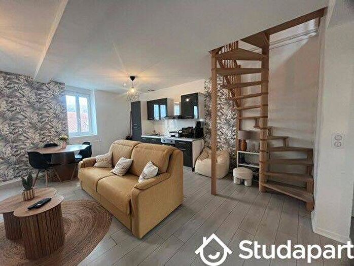 Appartement à louer - Centre Ville, Reims - 3 pièces