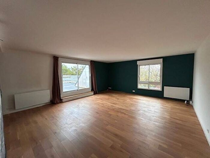 Appartement à louer - Reims - 4 pièces - 2 chambres