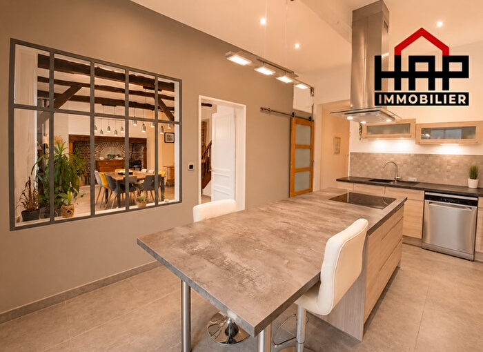 Vignacourt : Maison 9 pièces à vendre