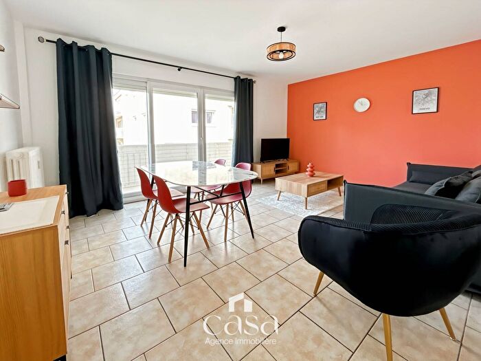 Appartement 5 pièces à Bourg-Montmorency Nord, Hérouville-Saint-Clair, à louer
