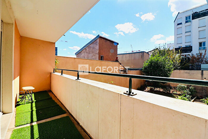 Appartement 3 pièces à Saint-Ouen, Centre-ville, à vendre