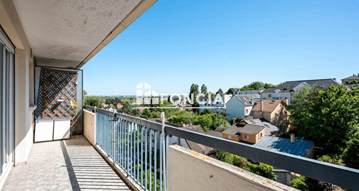 Le Plessis-Robinson, Malabry : Appartement 2 pièces à vendre