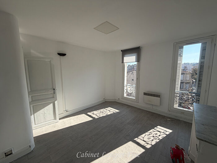 Appartement à louer - Marseille e , Belle de Mai - 3 pièces - 1 chambre