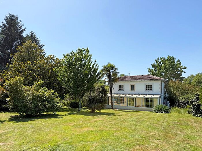 Maison 5 pièces à Saint-Étienne-dOrthe, à vendre
