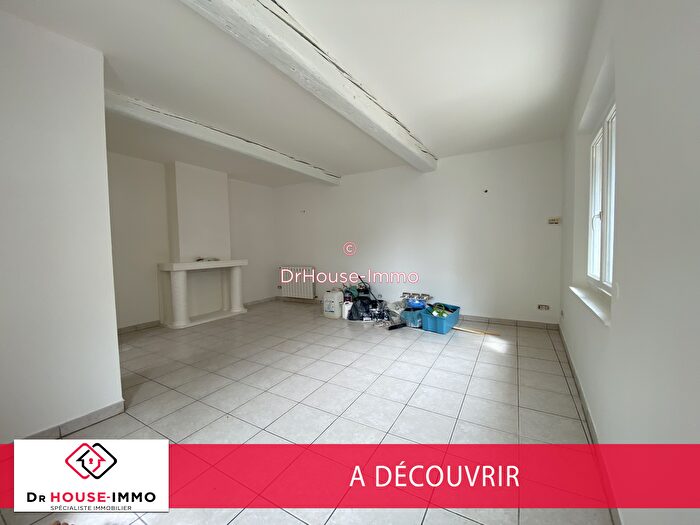 Maison 5 pièces à Saint-Laurent-d'Aigouze, à vendre