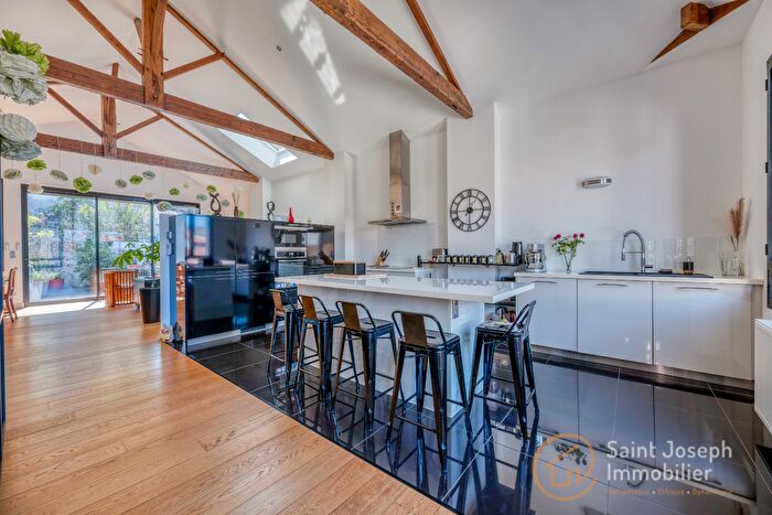 Maison à vendre - Talence, Saint-Genès, La Médoquine, Haut-Brion - 6 pièces - 4 chambres