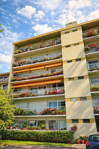 Appartement à vendre - Brives-Charensac - 4 pièces - 3 chambres