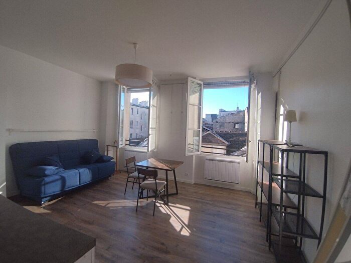 Appartement à louer - Bastille-Popincourt, Paris ème arrondissement - 1 pièce