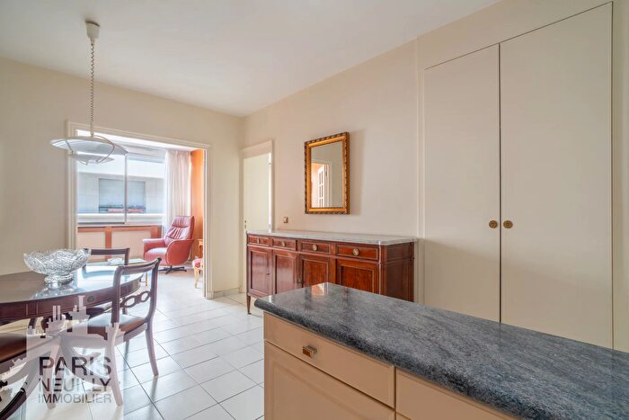 Appartement 2 pièces à Paris 14ème, Montparnasse, Raspail, à vendre
