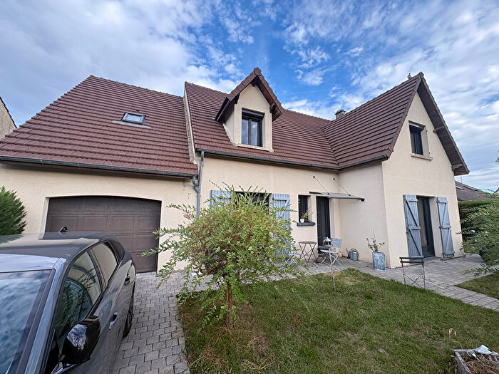 Maison 10 pièces à vendre à Andeville