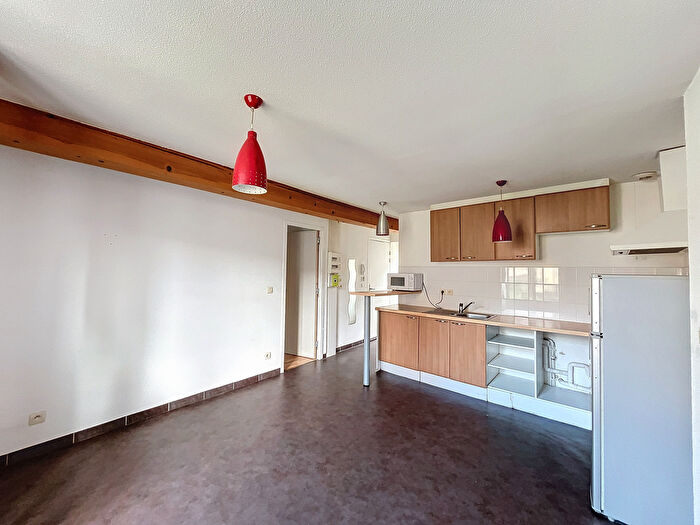 Appartement à louer - Champeix - 2 pièces - 1 chambre