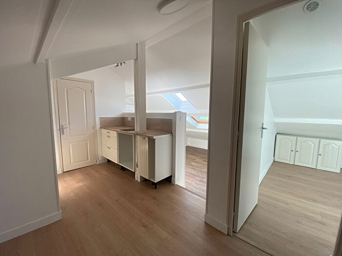 Appartement 2 pièces à Corbeil-Essonnes, Tarterêts, à louer