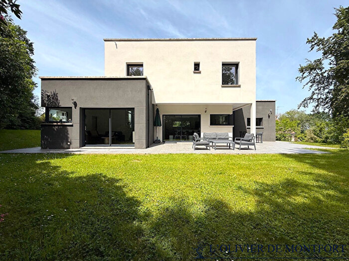 Maison 6 pièces à vendre à Montfort-lAmaury