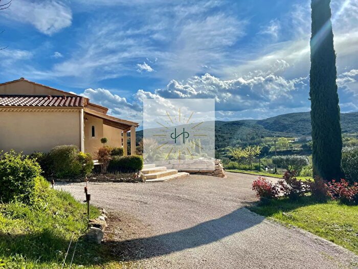 Maison à vendre - Saint-Montan - 9 pièces - 5 chambres