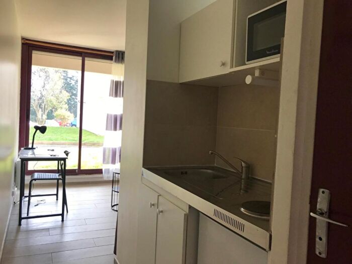 Aix-en-Provence, Saint-Donat, Les Platanes - Appartement 1 pièce à louer