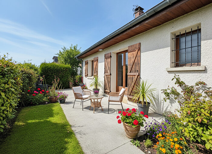 Maison à vendre - Collonges-lès-Premières - 5 pièces - 4 chambres