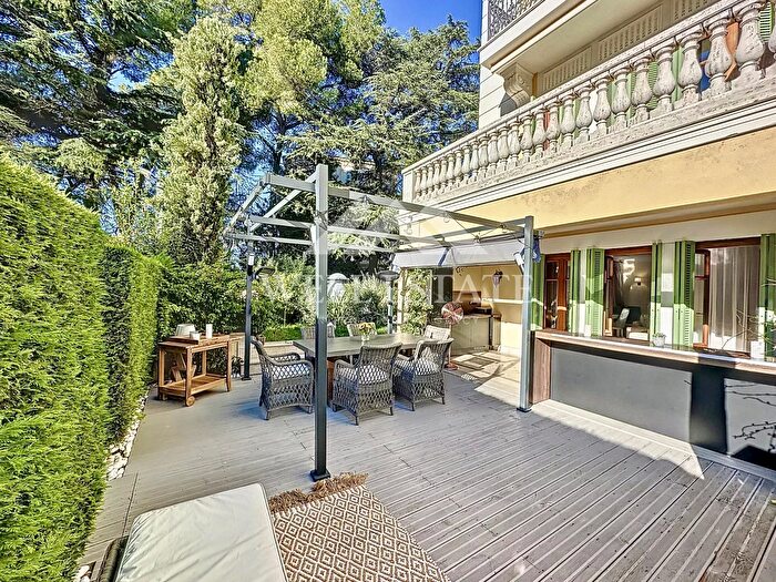 Appartement à vendre - Cannes, Prado, République - 3 pièces - 2 chambres