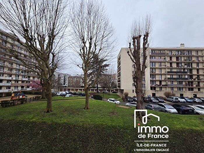 Appartement à vendre - Choisy-le-Roi, Gondoles - 3 pièces - 2 chambres
