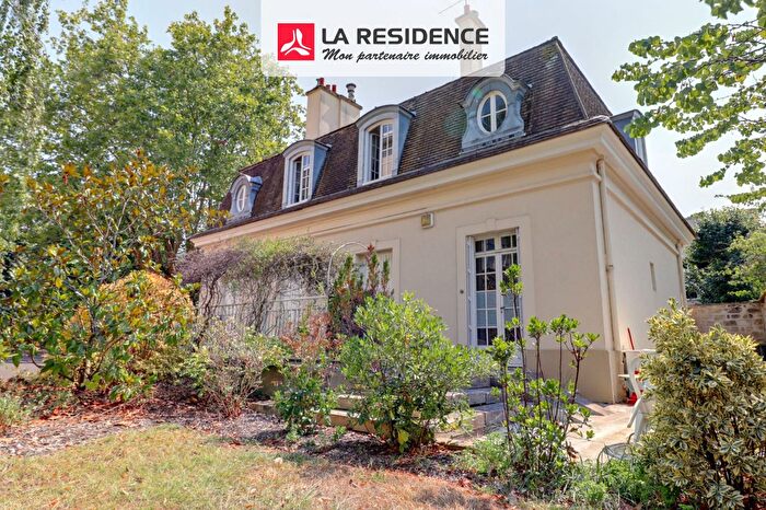 Appartement 4 pièces à vendre à Saint-Germain-en-Laye
