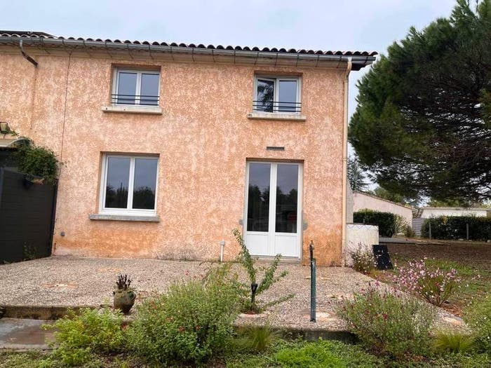 Maison 4 pièces à louer à Saint-Denis-de-Pile