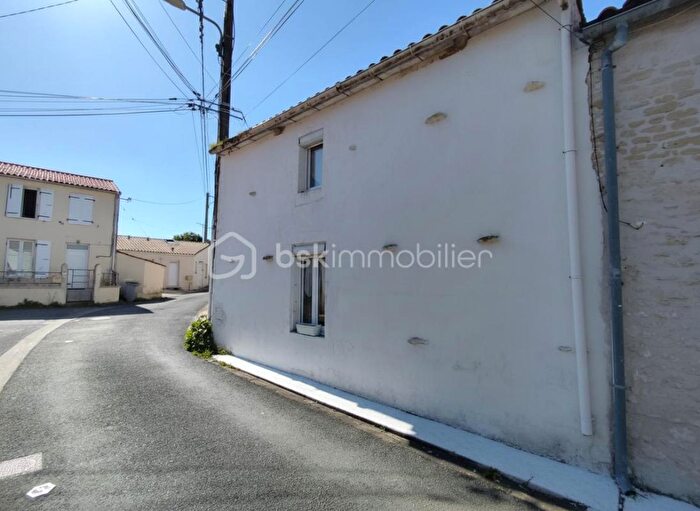 Maison 4 pièces à Ciré-d'Aunis, à vendre