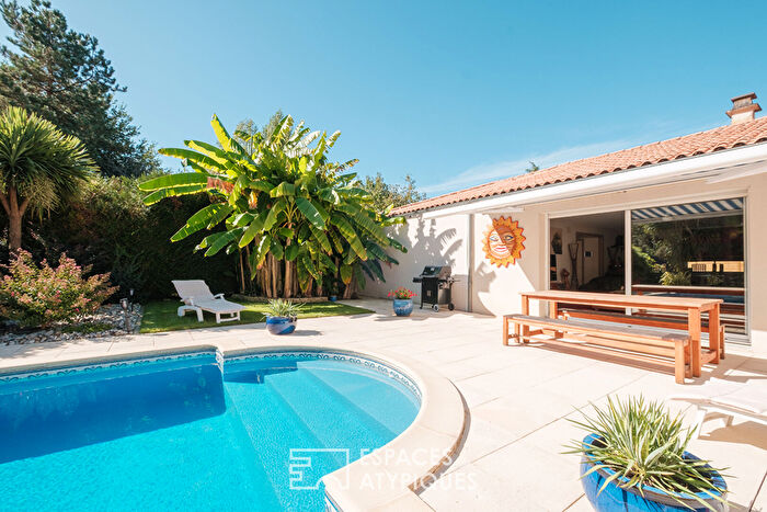 Maison à vendre - Magné - 9 pièces - 4 chambres