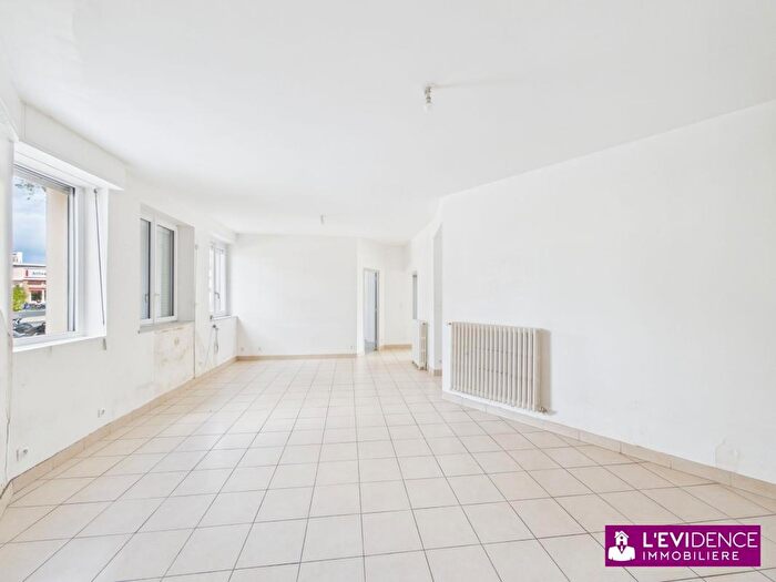 Appartement à vendre - Saint-Nazaire, Nord - 4 pièces - 3 chambres
