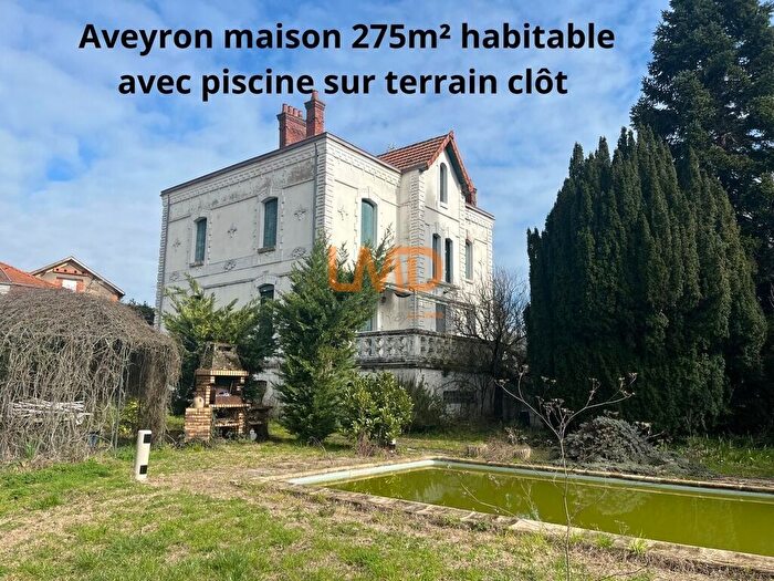 Viviez : Maison 9 pièces à vendre