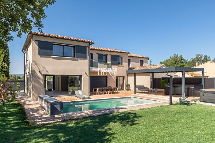 Maison à vendre - Oppède - 5 pièces - 3 chambres