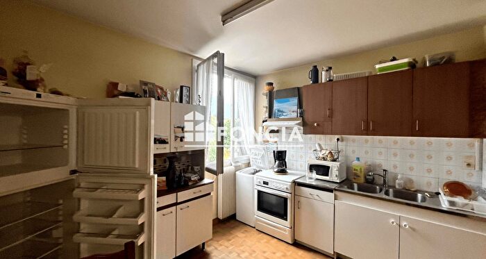 Appartement à vendre - Vizille - 3 pièces - 2 chambres