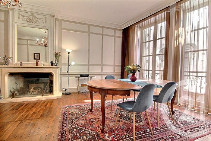 Appartement à vendre - Blois, Centre-ville - 5 pièces - 3 chambres