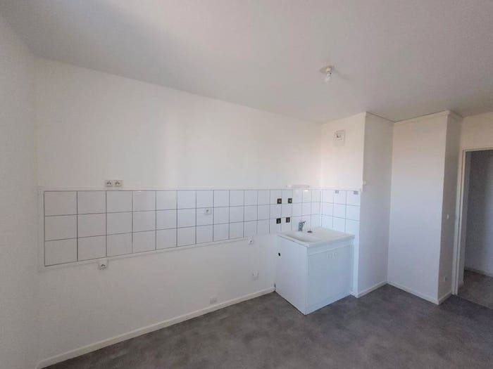 Appartement 3 pièces à louer à Cité Bretonnie-Chatelet-Favieres-Conches, Montluçon