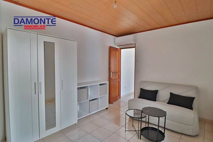 Appartement à louer - Saint Martin, Troyes - 1 pièce