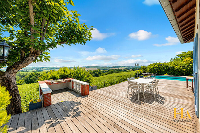 Maison 10 pièces à Drémil-Lafage, à vendre