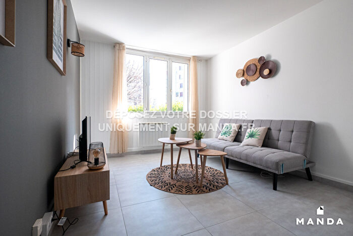 Appartement 4 pièces à Grenoble, Eaux-Claires, Mistral, à louer