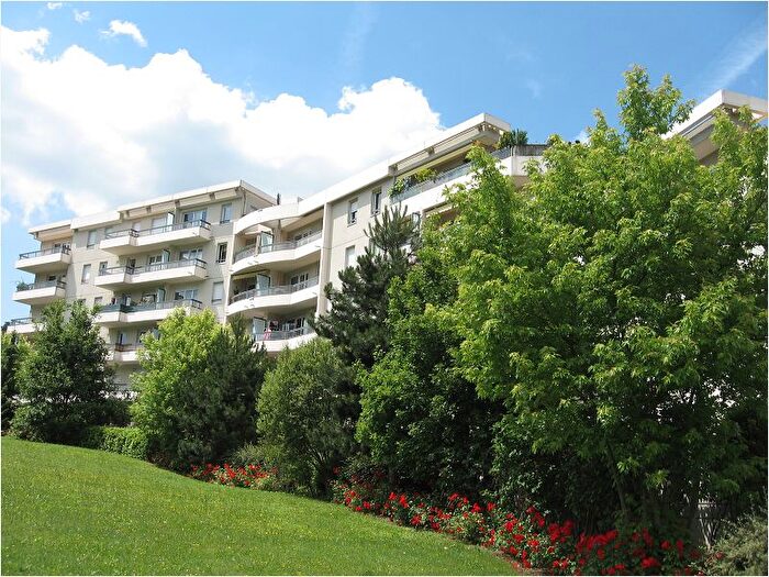 Seynod, Périphérie - Appartement 4 pièces à louer