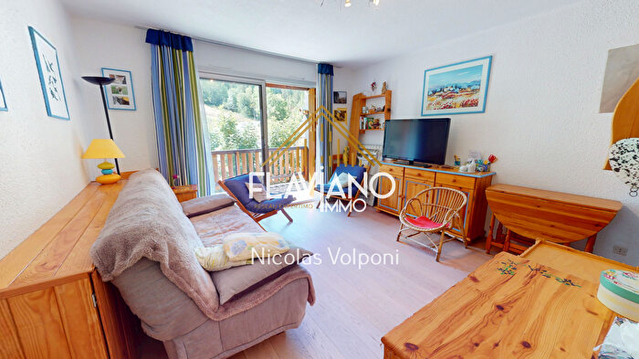Enchastrayes : Appartement 1 pièce à vendre