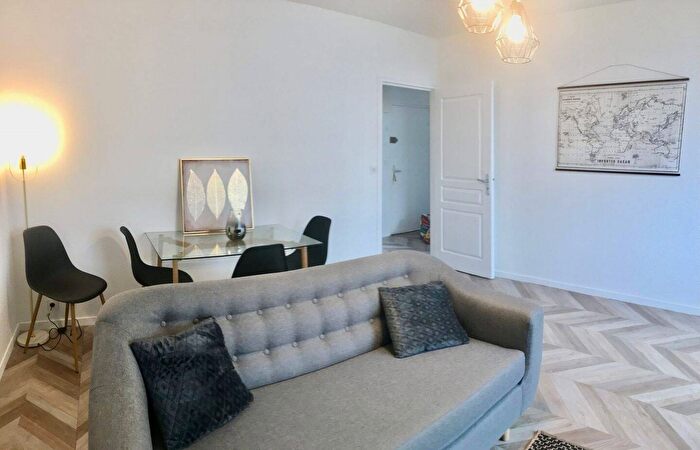 Appartement à louer - Saint-Brieuc - 4 pièces - 3 chambres