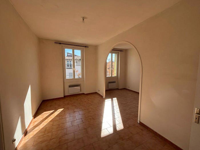Appartement 2 pièces à louer à La Ville, L'Isle-sur-la-Sorgue