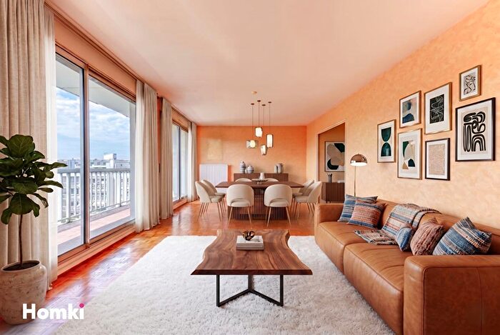 Appartement 4 pièces à Lyon 8ème, Monplaisir, à vendre