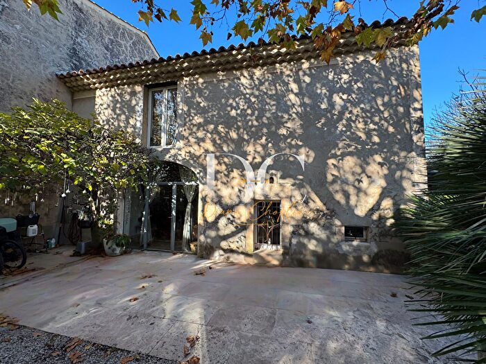 Maison à vendre - Caumont-sur-Durance - 10 pièces - 6 chambres