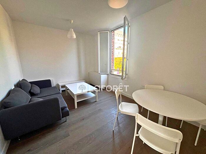 Appartement 2 pièces à louer à Cité Pierre et Marie Curie, Ivry-sur-Seine