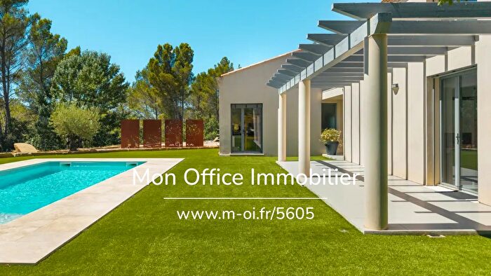 Maison à vendre - Trets - 5 pièces - 4 chambres